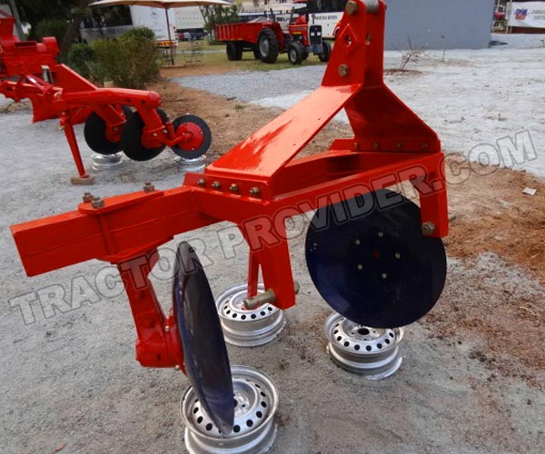Border Disc for Massey Ferguson Tractors: Tractor Implements for sale