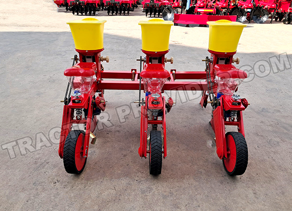 Corn Planter (3 to 4 rows)